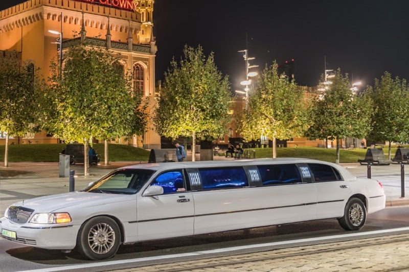 Limuzyna Kraków - wieczór kawalerski - Feel Event